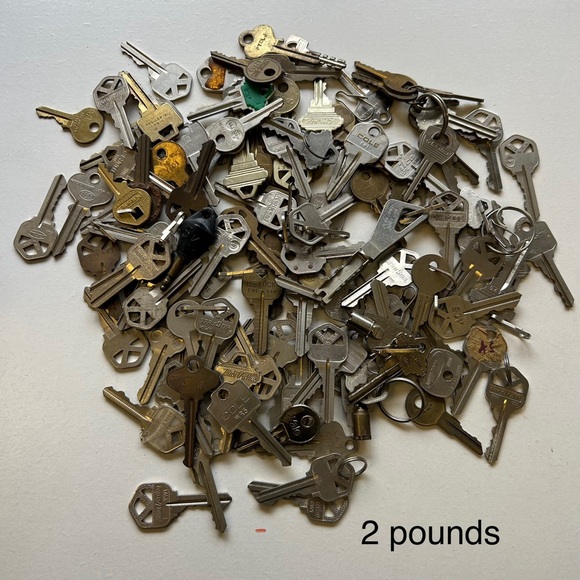 Office | Vintage House Padlock Mixed Cut Keys Crafts Art Projects Metal ...